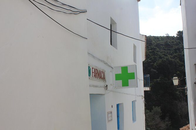 White Villages Tour in the Nerja area: Small-Group Tour and Lunch - FAQ