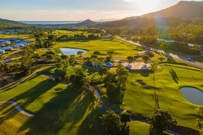 Whitsunday Golf Tour Tee Off in Paradise - Exploring the Whitsunday Golf Tour: A Deep Dive