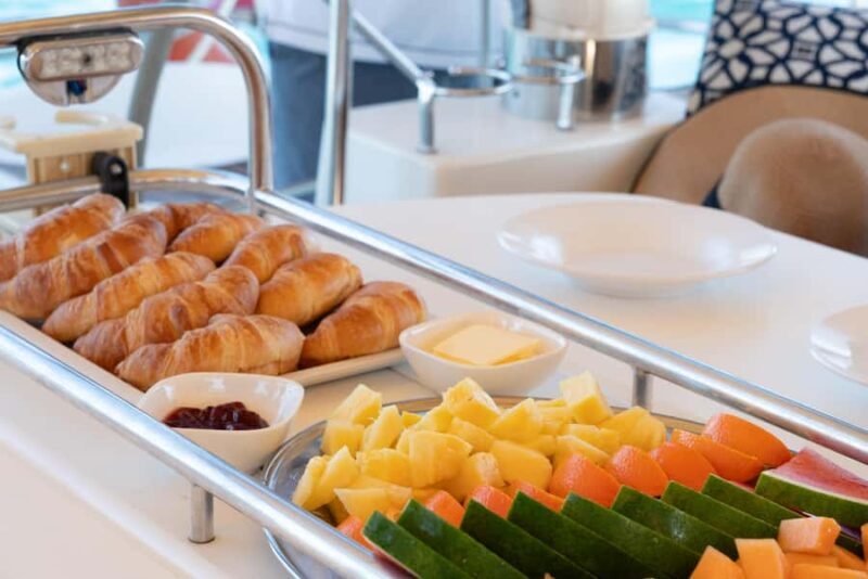 Whitsundays: Intimate Sailing Whitsundays - Key Points