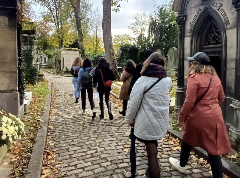 Who Killed Victor ? Escape Game at Père Lachaise Cemetery - The Value of This Experience