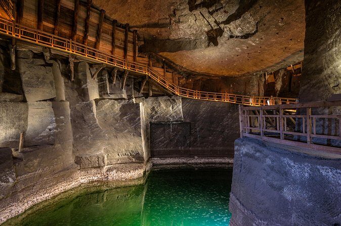 Wieliczka Salt Mine with pickup and private Transport - An In-Depth Look at the Tour Experience