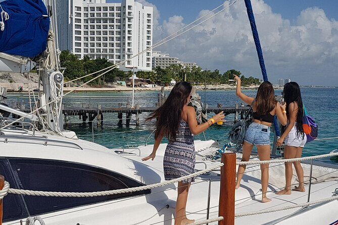 Wild adult catamaran party sailing to Isla Mujeres - Practical Details & Tips