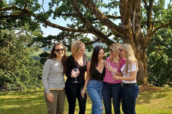 Willamette Valley Pinot Noir & Wood Fired Pizza Pairing Tour - The Sum Up