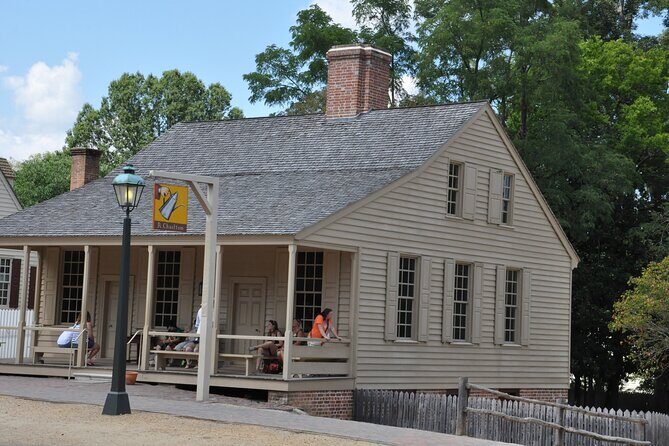 Williamsburg's Famous Ghosts Self Guided Audio Walking Tour - The Sum Up