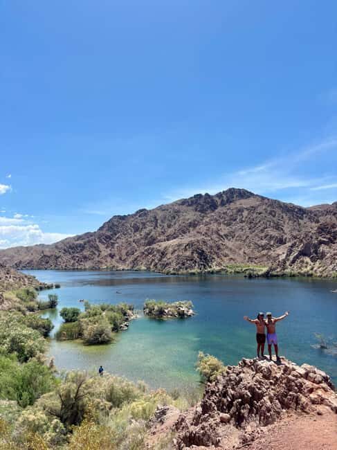 Willow Beach: Half-Day Emerald Cave Kayak Tour  3 Caves - An In-Depth Look at the Experience