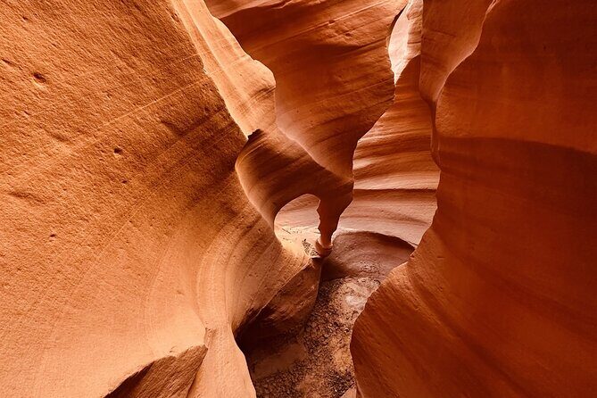 Wind Canyon Slot Tours - What Is Wind Canyon Slot Tours?