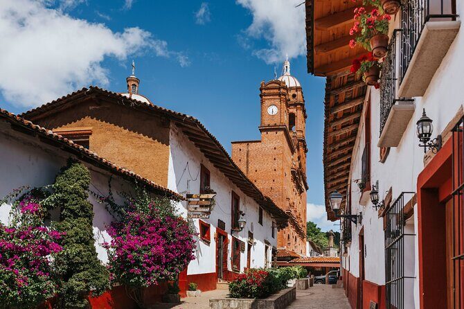 Wind TOUR: Mountains, Forests, Enigma Stones and Coffee Farms - Exploring the Itinerary: What You Can Expect