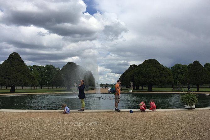 Windsor Castle and Hampton Court Private Car with Driver Guide - Who Will Love This Tour