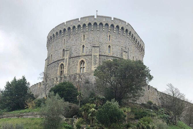 Windsor Castle and Stonehenge Private Car with Driver Guide - FAQ