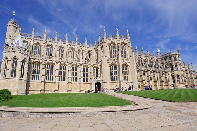 Windsor Castle Half Day Trip from London by Luxury Coach - Who Should Book This Tour?