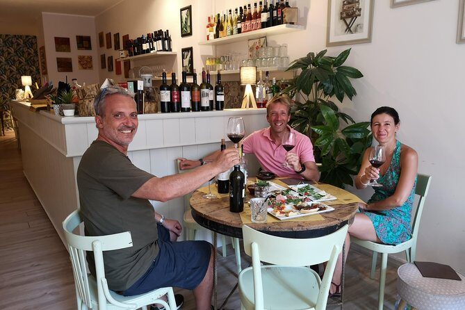 Wine and Food Tasting Experience in Lecce old town - Food Pairings: Small Bites, Big Flavors