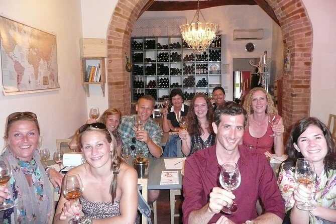 Wine Class - Tuscan Classics - A Complete Look at the Wine Class - Tuscan Classics in Siena