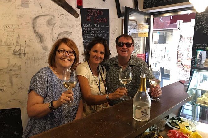Wine & Food tasting in Venice with a Sommelier - The Experience: What You Can Expect