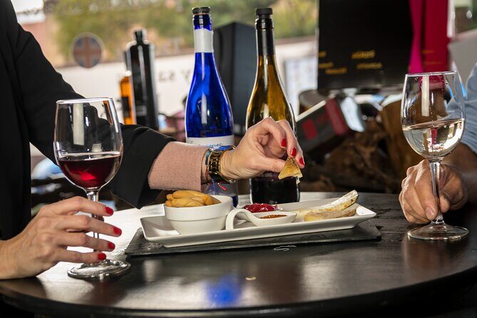Wine tasting and Canarian products in La Orotava - Who will love this experience?