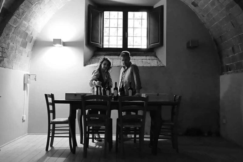 Wine tasting in a romantic castle with archaeologist guide - An In-Depth Look at the Tuscany Castle Wine Tasting Experience