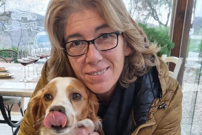 Wine tasting in TWO family wineries around Florence - What to Expect from the Experience