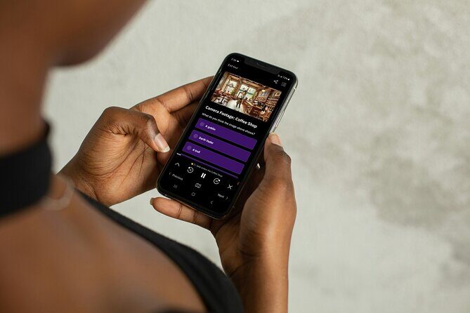 Winnipeg's Outdoor Secret Agent Audio Experience - How Does the Tour Work?