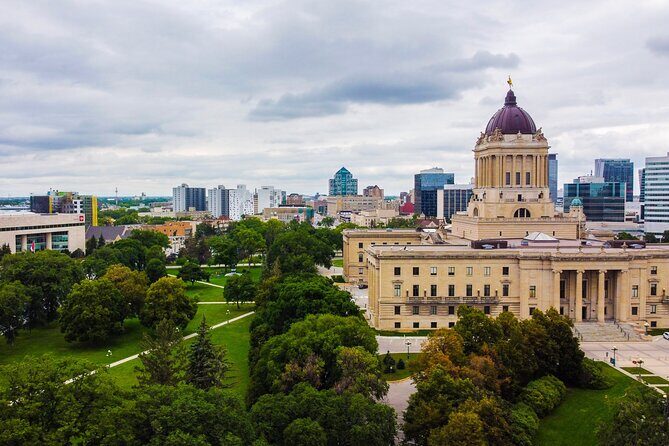 Winnipeg's Wealthy Beginnings: a Smartphone Audio Walking Tour - A Close Look at the Route and Highlights