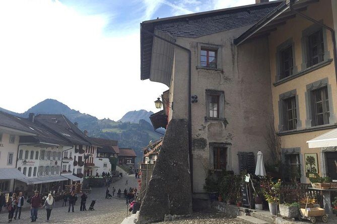 Winter Gruyères, chocolate & cheese tour from Lausanne - Authentic Experiences from Travelers