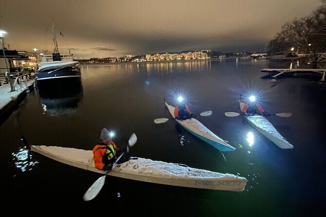 Winter Kayak Tour in Stockholm City (Dry Suit Kayaking) - Getting Dressed and Set Up