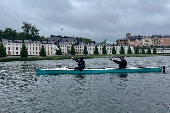 Winter Kayak Tour in Stockholm City (Dry Suit Kayaking) - Optional Sauna Finish