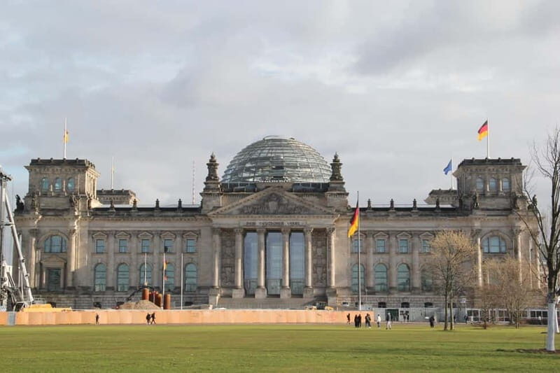 With Reichstag roof-terrace: Insider Parliament tour - Key Points