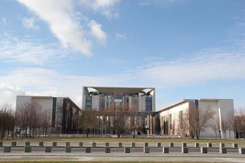 With Reichstag roof-terrace: Insider Parliament tour - Potential Drawbacks and Considerations