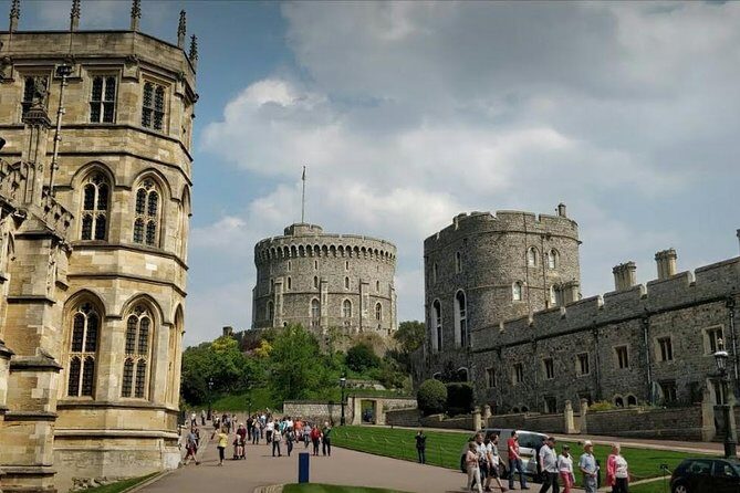 Wonderful Windsor Black Taxi Tour London - Frequently Asked Questions