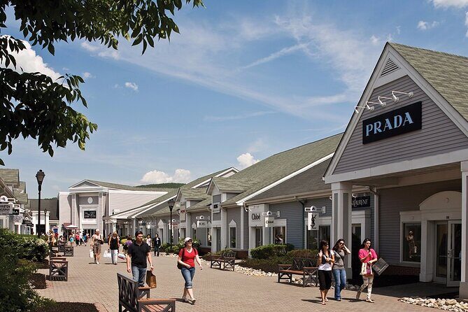 Woodbury Outlets Transfer with shopping from NYC | Kids 50% Off - Who Will Love This Experience?