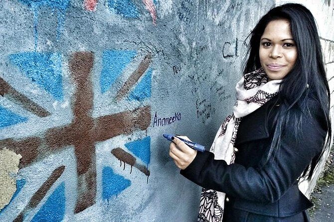 World Famous Private Belfast Troubles Taxi Cab Tour 2 Hour - Key Points