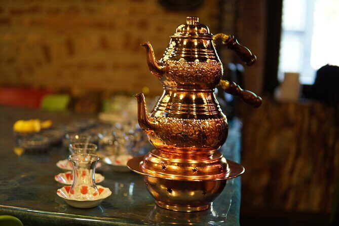World Teas and Turkish Tea Brewing & Tasting Workshop in Istanbul - Key Points