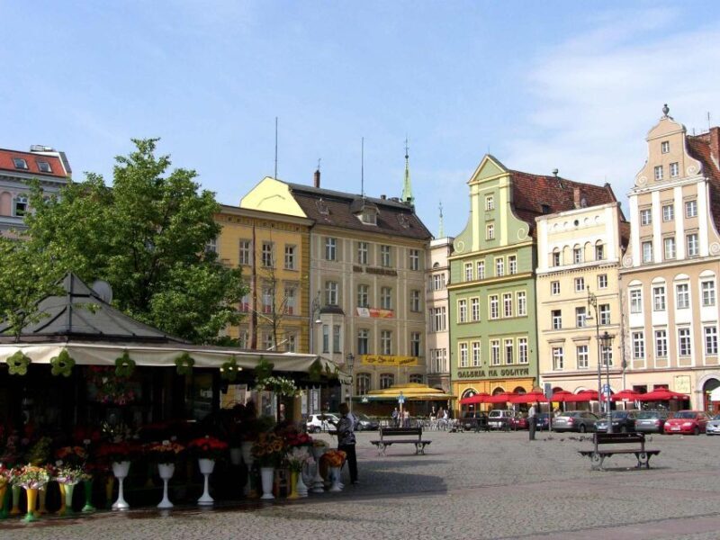 Wroclaw: 2-Hour Tour by Electric Car with a driver-guide - Scenic and Cultural Highlights