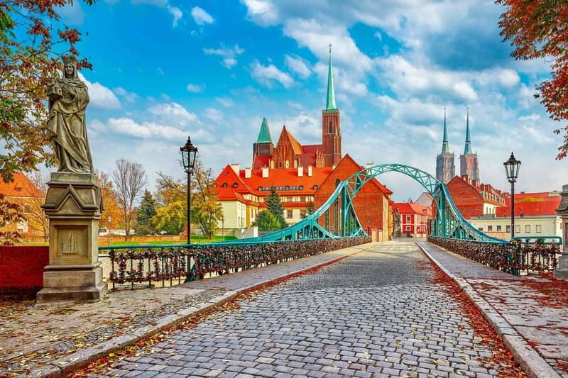Wroclaw: 3-Hour City WalkingTour with University & Cathedral - Key Points