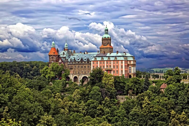 Wroclaw: Day of WW2: Riese, Gross-Rosen, Ksiaz Castle - An Introduction to the Tour