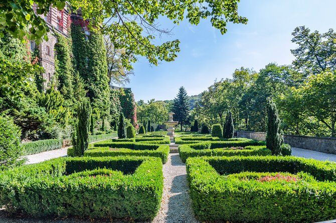 Wroclaw: Ksiaz Castle Private Tour Including Tickets - Who Will Benefit Most from This Tour? 