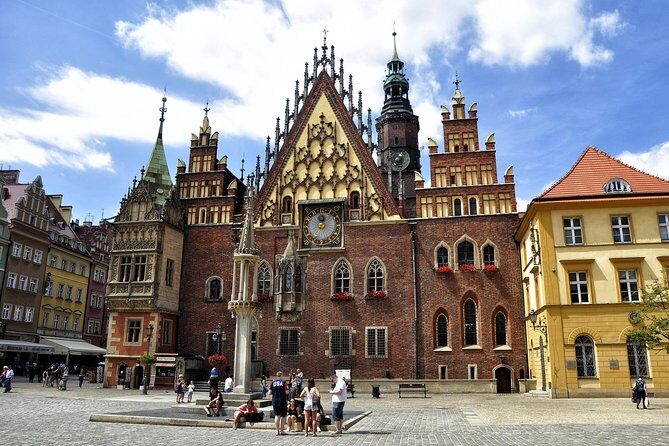 Wroclaw Old Town Highlights Private Walking Tour - Why Choose the Wroclaw Old Town Highlights Private Walking Tour?