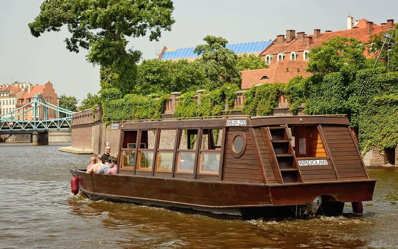 Wroclaw: Ticket for Old Town Christmas Cruise by Heated Ship - Who Should Consider This Experience?  