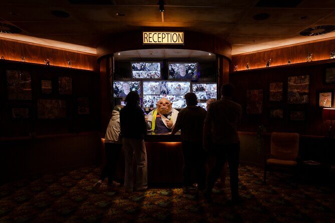 Wt Workshop Unleashed Tour - Mandarin Speaking Guide - The Sum Up: Why Pick the Weta Workshop Unleashed Tour?