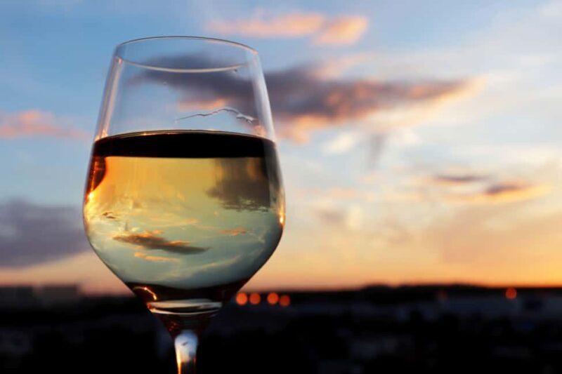 Würzburg Old Town Tour with Wine Tasting on the Old Main Bridge - An Introduction to the Tour