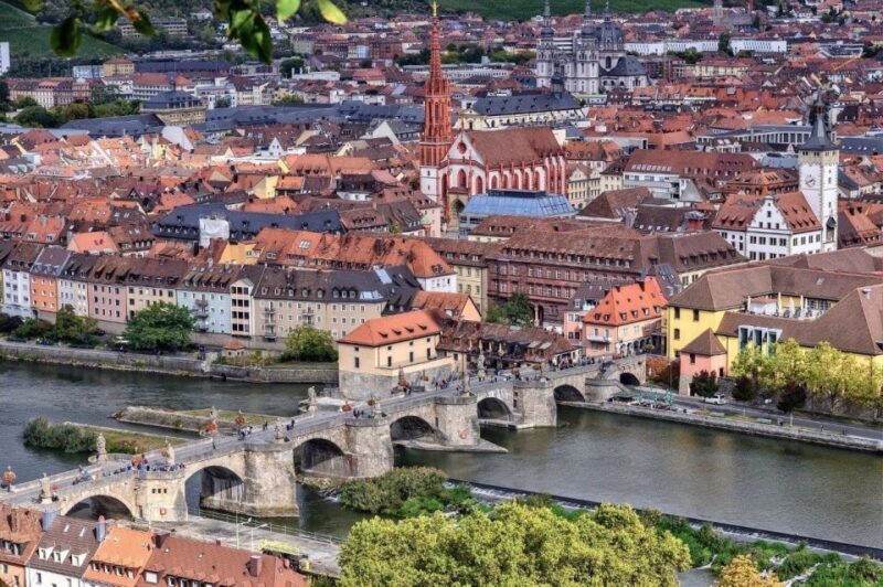 Würzburg: Private Walking Tour With Professional Guide - The Itinerary in Detail: What to Expect on Your Tour
