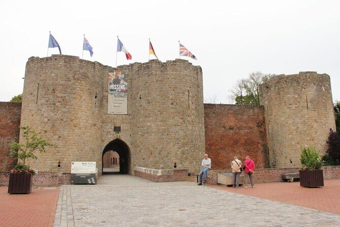 WW1 Somme Battlefields - Private tour from Paris aboard a Van (2 pax) - Who Should Consider This Tour?