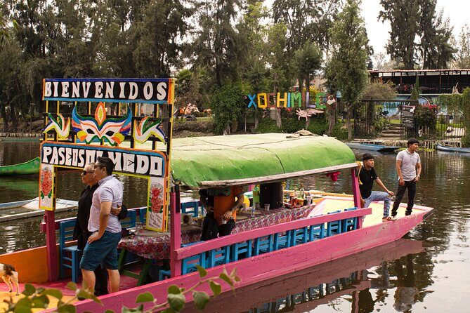 Xochimilco BOAT LIGHT PARTY WITH 1 DRINK AND 4 TAQUITOES + 18 - Frequently Asked Questions