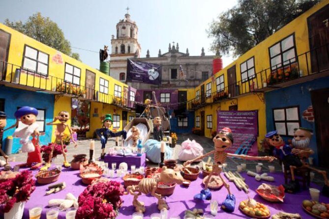 XOCHIMILCO & COYOACAN (Private) - Is this the tour for you?