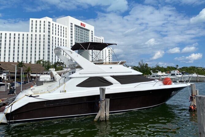 Yacht 48ft Rental in Cancun for up to 15 people - Analyzing the Value of This Experience