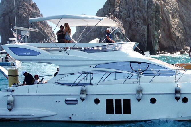 Yacht Azimut for rent in Cabo San Lucas - FAQs