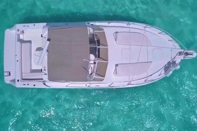 Yacht experience in Cancun: cruise, swim and sunset views - Detailed Itinerary Breakdown