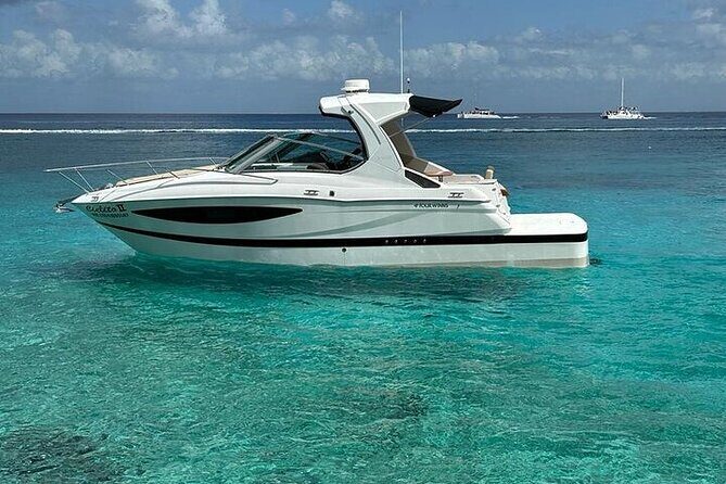 Yacht with visit to heaven cie service snorkell included - Why This Tour Stands Out