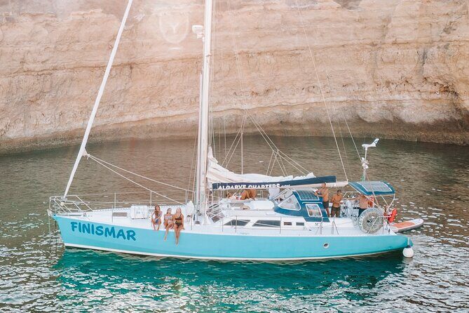 Yatch FINISMAR: 3hours Sailing to Benagil - What Sets This Tour Apart