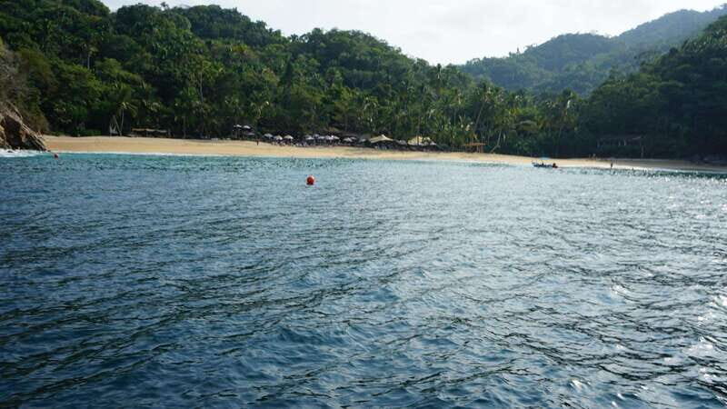 Yelapa: Catamaran Cruise with Lunch and Open Bar - Lunch and Refreshments: All-Inclusive Delights