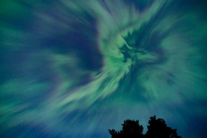 Ylläs: Guided Night Skiing Tour Under the Arctic Sky - Why This Tour Stands Out